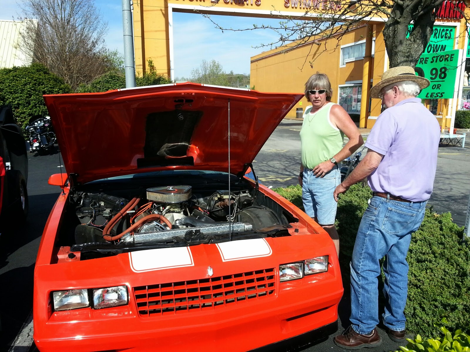 SPRING ROD RUN ROARS INTO PIGEON FORGE - Best Read Guide Smoky Mountains